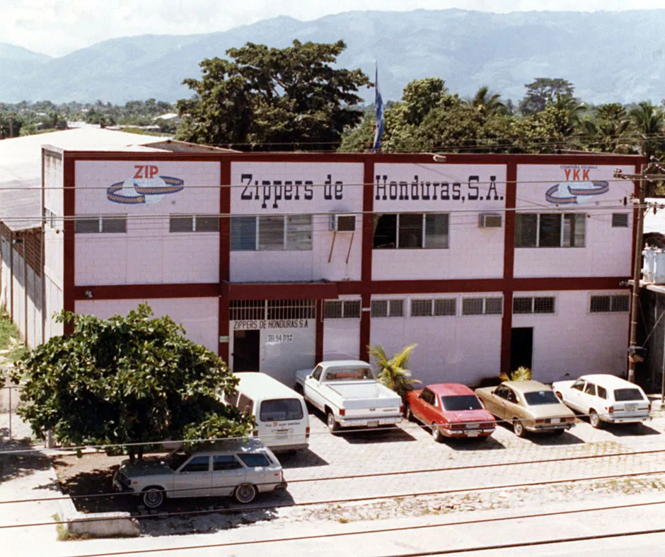 1974年〜 昭和49年 世界に羽ばたくYKK | アルバムからひもとくYKK | YKK株式会社