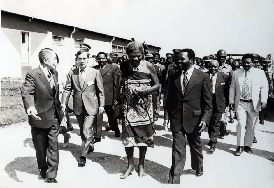 1974年〜 昭和49年 世界に羽ばたくYKK | アルバムからひもとくYKK | YKK株式会社