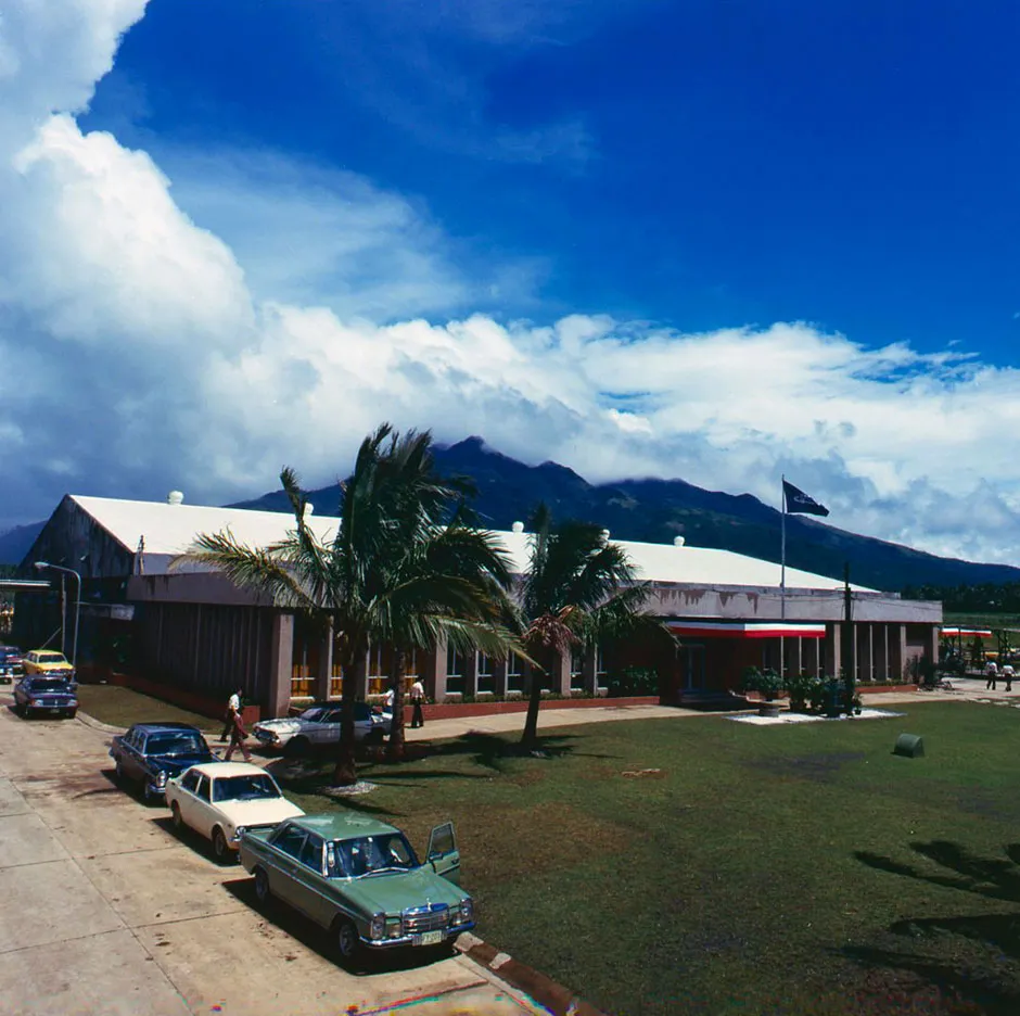 1974年〜 昭和49年 世界に羽ばたくYKK | アルバムからひもとくYKK | YKK株式会社