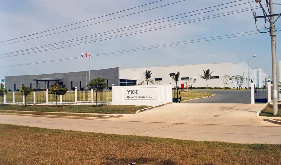 1992年〜 平成4年 YKKグループの新時代と経営改革 | アルバムからひもとくYKK | YKK株式会社